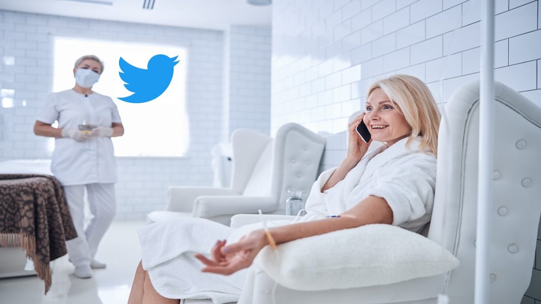 Hospital Administrators Utilizing Twitter $8 Blue Checkmarks for ...